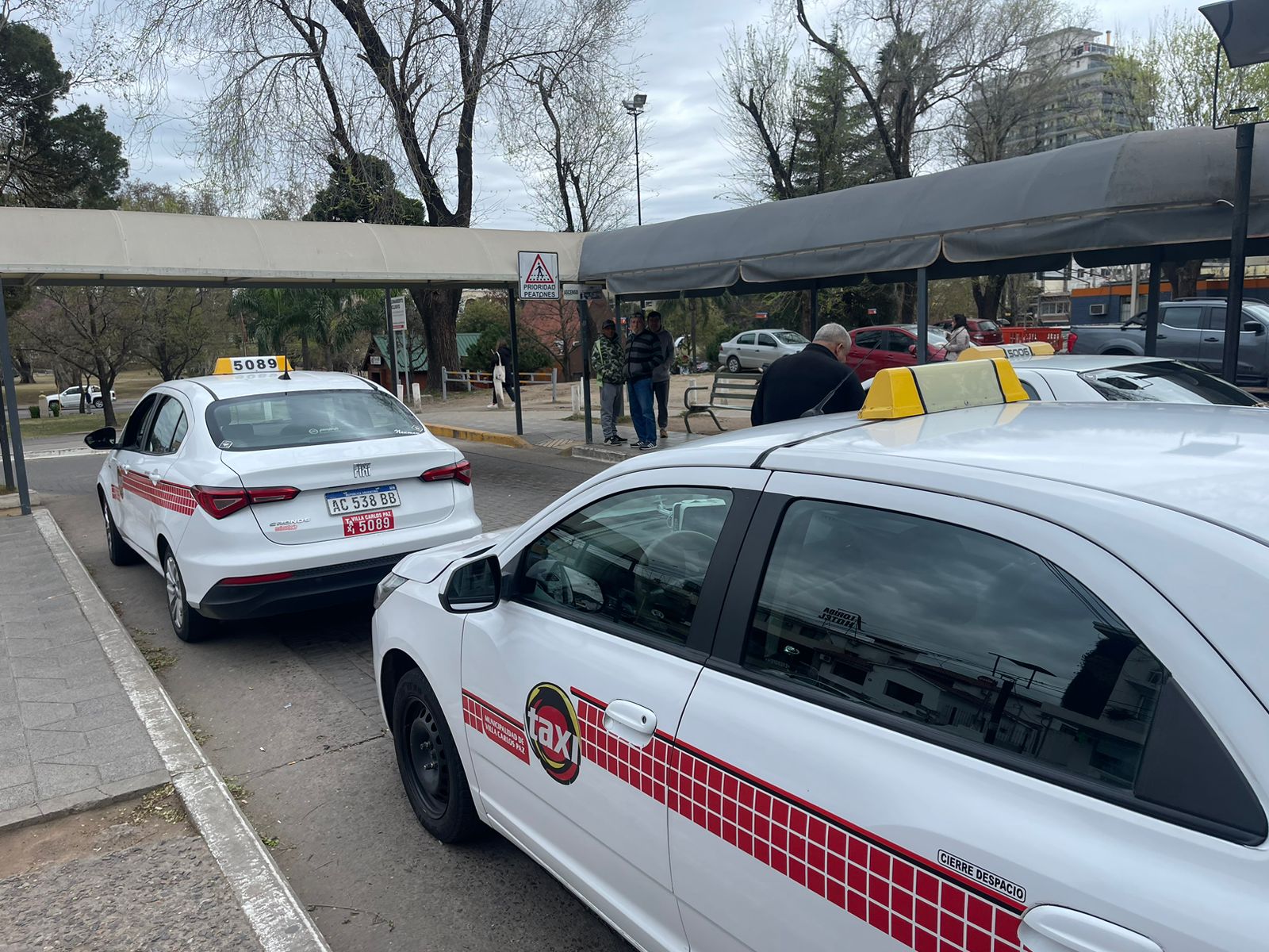 Cómo conseguir un taxi en Villa Carlos Paz de manera rápida y segura